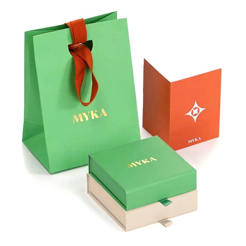 Collar de la Familia con Diamantes en Chapa de Oro Rosa 18K - MYKA