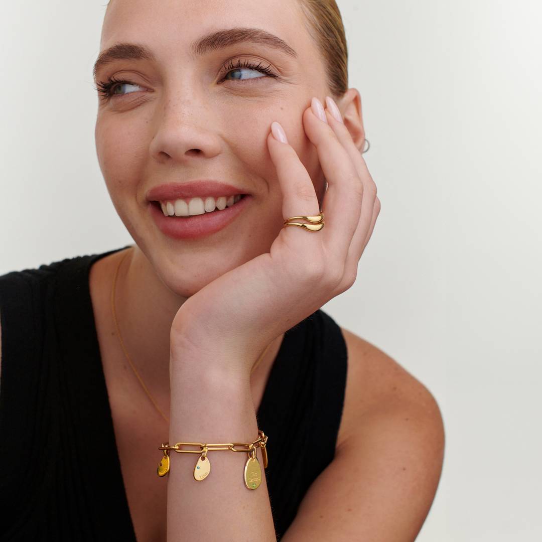 Bracelet à maillons Hazel avec charms personnalisés et pierres de ...